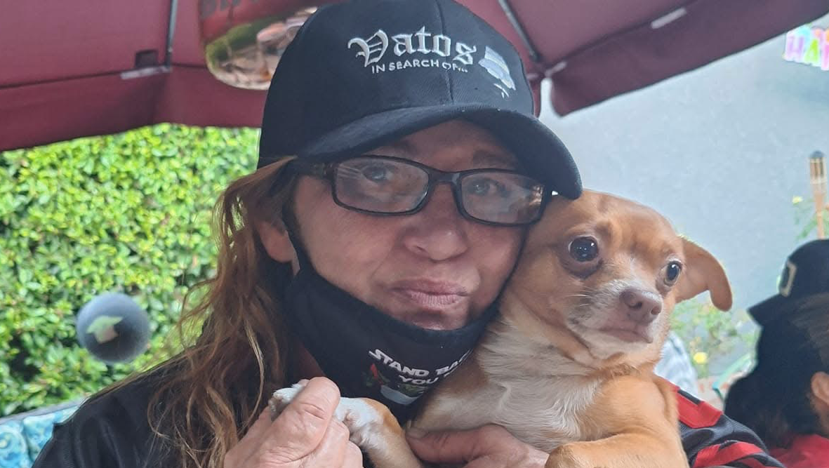 Fundraiser for Mona Pereida by Jenny Dibello : Standing with Mona Lisa ...