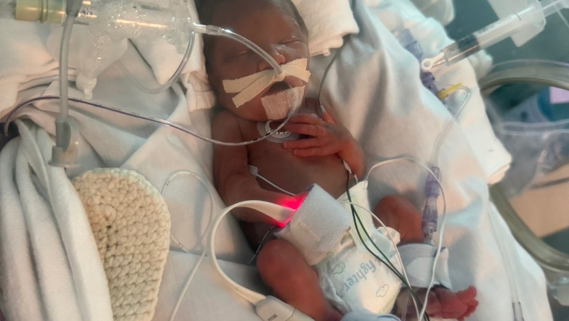 Fundraiser by Mark Leal : Help Mark and Kenna Visit Their NICU Baby