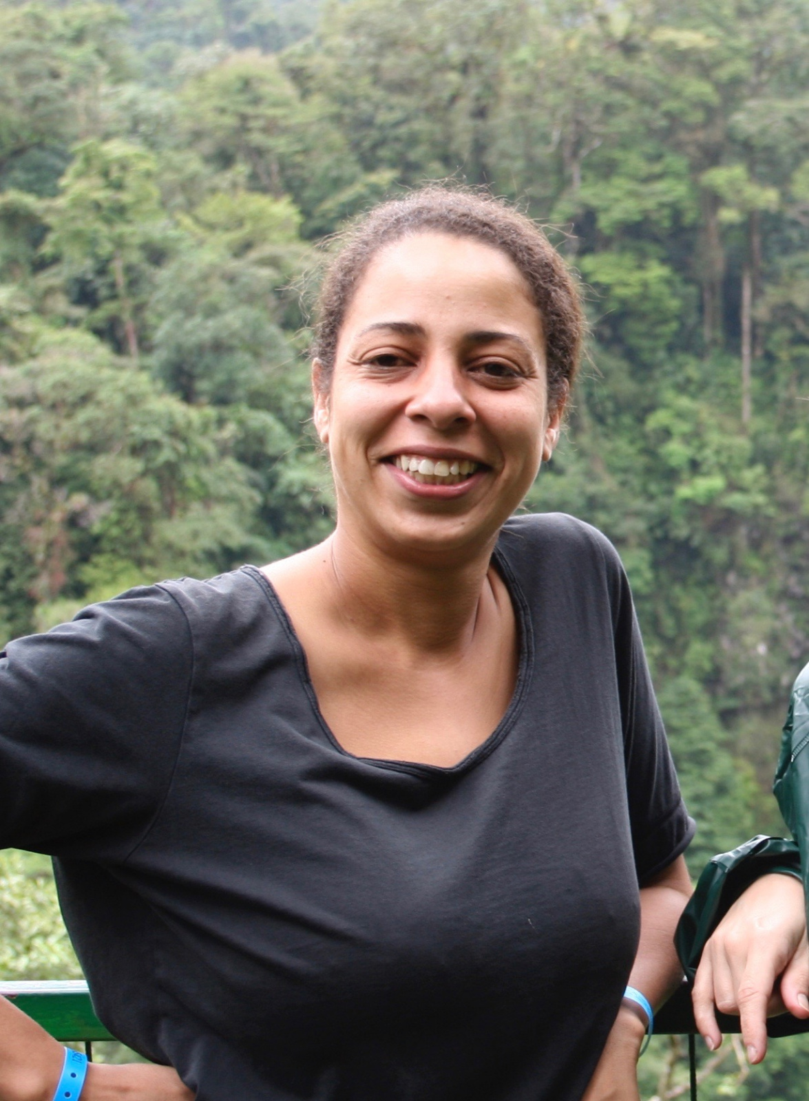 Fundraiser for Ernie Scatton by Susan Klinger : Justine Scatton